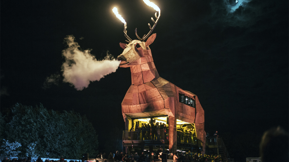 Im Jägermeister Platzhirsch auf dem Deichbrand, Wacken und ...